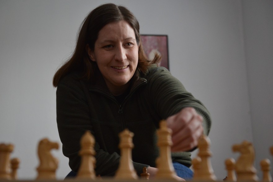 La historia de Jessica Lauser: una verdadera campeona de ajedrez | wokii