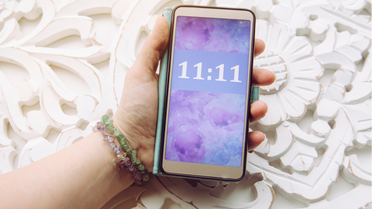 ¿Cuál es el significado del 11:11 y por qué lo ves en todos lados?